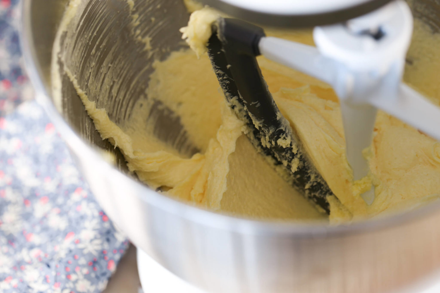 A QUICK GUIDE TO MIXING - Sara Kidd